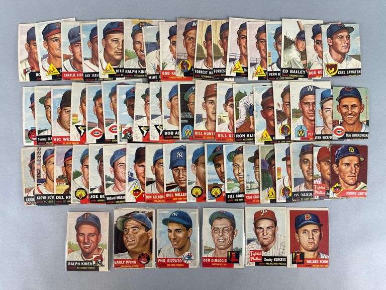 55+ 1955 Topps Baseball Cards with HOFs - Matthew Bullock Auctioneers