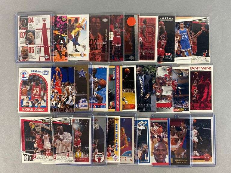 30 - Michael Jordan Cards - Matthew Bullock Auctioneers