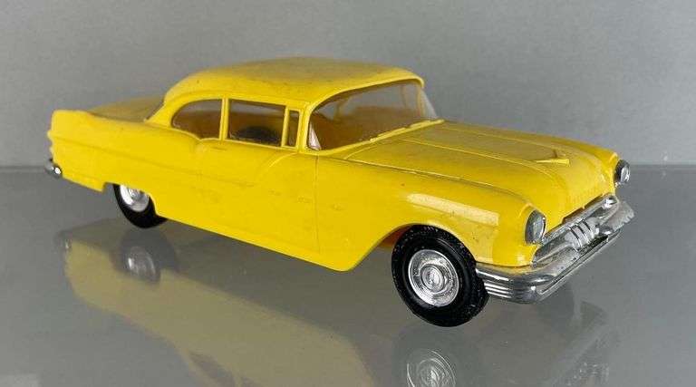 X-El Jo-Han Reissue 1955 Pontiac Star Chief Dealership Promo Car ...