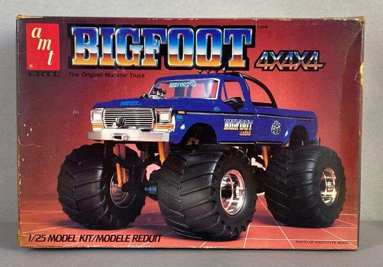 AMT ERTL Bigfoot 4x4x4 Monster Truck Plastic Model Kit - Matthew ...