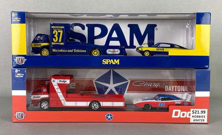 Group of 2 M2 Machines Car Haulers - Matthew Bullock Auctioneers
