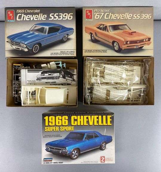 Group of 3 Chevrolet Chevelle Model Car Kits - Matthew Bullock Auctioneers