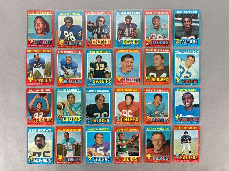 1971 Topps Football Complete Set - Matthew Bullock Auctioneers