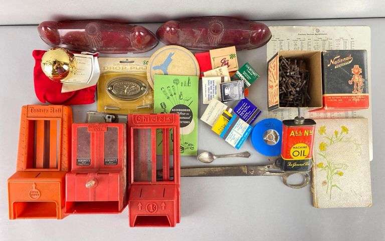 Group of Assorted Items - Matthew Bullock Auctioneers