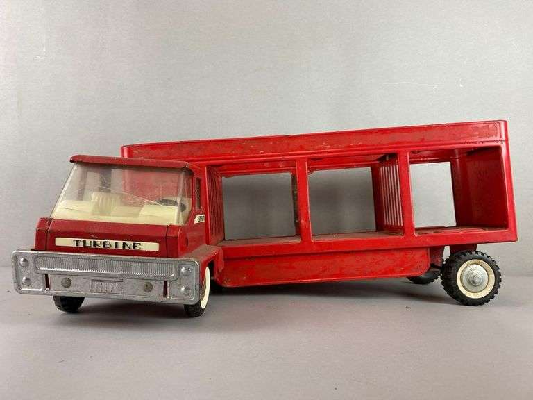 Structo Pressed Steel Semi Truck - Matthew Bullock Auctioneers