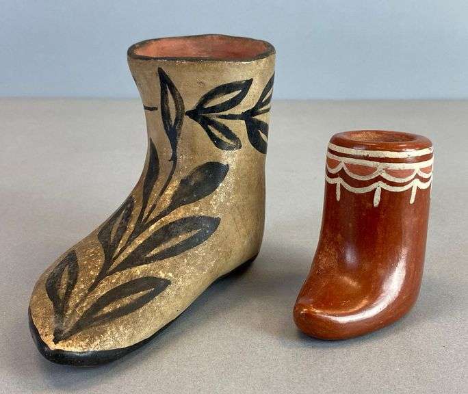 Group of 2 Native American Cochiti Pottery Moccasin - Matthew Bullock ...