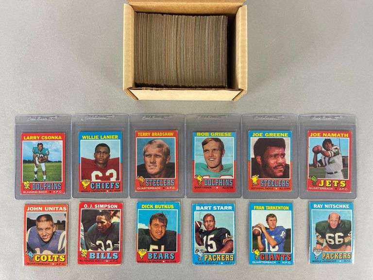 1971 Topps Football Complete Set - Matthew Bullock Auctioneers