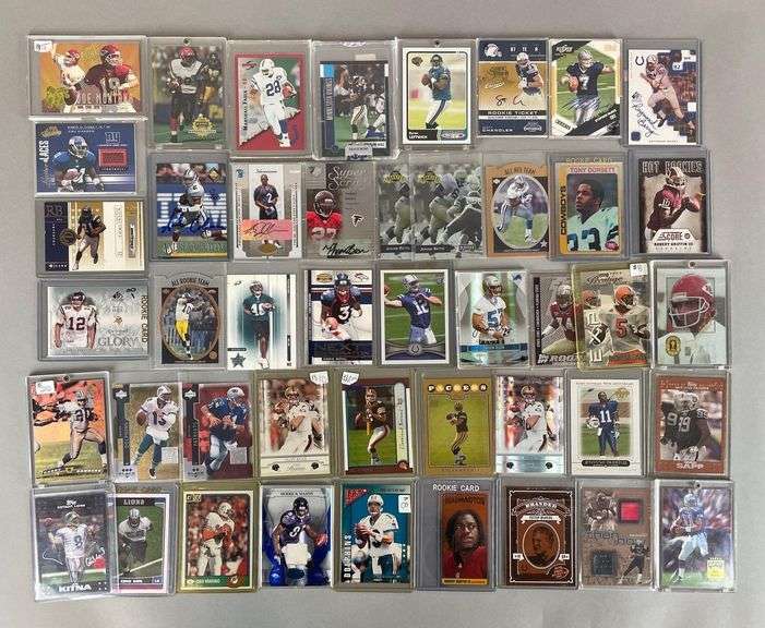 Group of Assorted Football Cards - Matthew Bullock Auctioneers