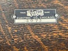 Antique Victor X-Ray Corp. No. 2 Wall Mounted X-Ray Machine - Matthew ...