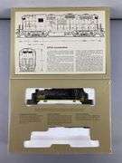 Life Like Trains Proto 2000 Series GP18 HO Scale Diesel Locomotive - Matthew Bullock Auctioneers