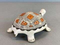 Acoma Native American Pottery Turtle - Matthew Bullock Auctioneers