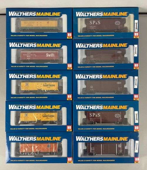 Group of Walthers Mainline HO Scale Freight Train Cars - Matthew Bullock Auctioneers