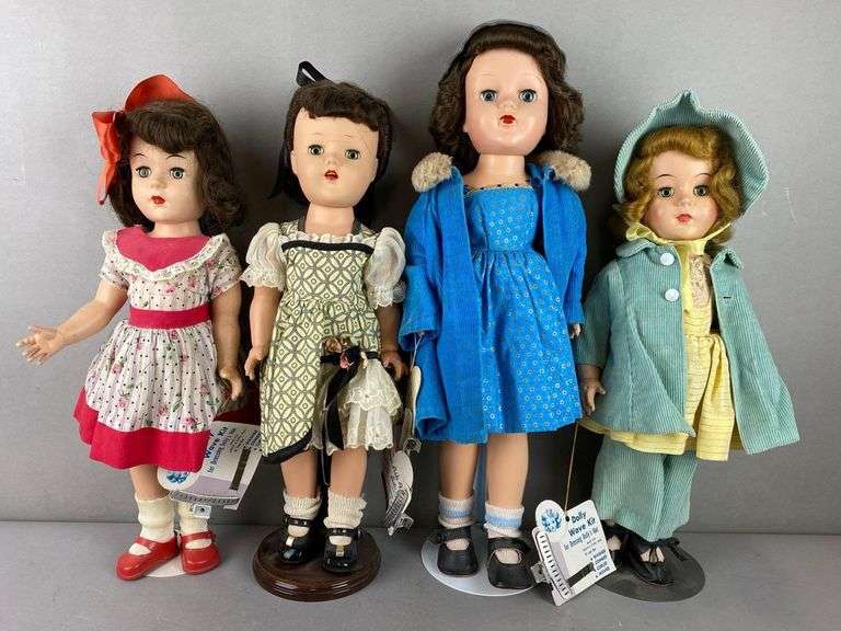 Group of 4 Vintage Raynal Dolls - Matthew Bullock Auctioneers