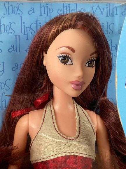2002 Mattel My Scene Chelsea Fashion Doll - Matthew Bullock Auctioneers