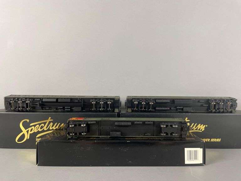 Group of Bachmann Spectrum HO Scale Pullman Passenger Train Cars ...