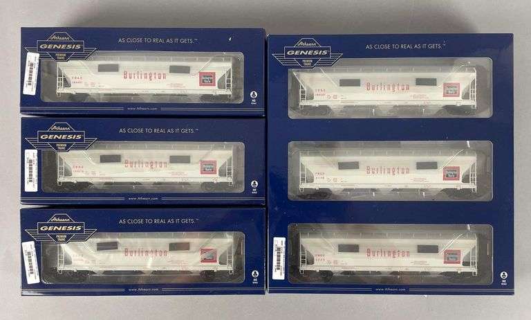 Group of Athearn Genesis HO Scale CB&Q Hopper Cars - Matthew Bullock Auctioneers