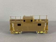 ALCO Brass HO Scale N-5B PRR Caboose - Matthew Bullock Auctioneers