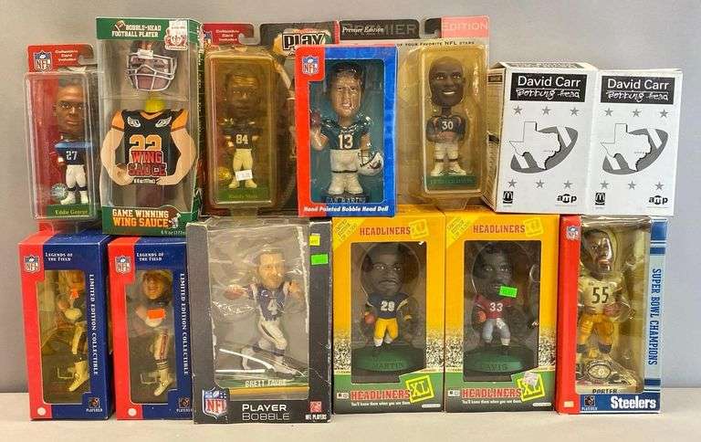Group of 13 NFL Bobbleheads - Matthew Bullock Auctioneers