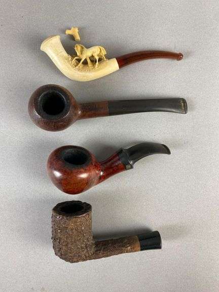 Group of 4 Tobacco Pipes - Matthew Bullock Auctioneers