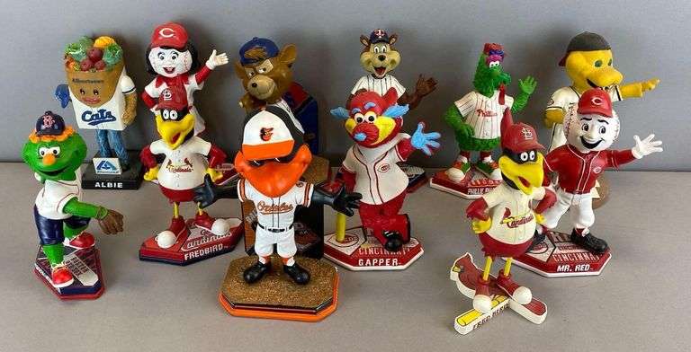 Group of 12 Assorted Mascot Bobbleheads - Matthew Bullock Auctioneers