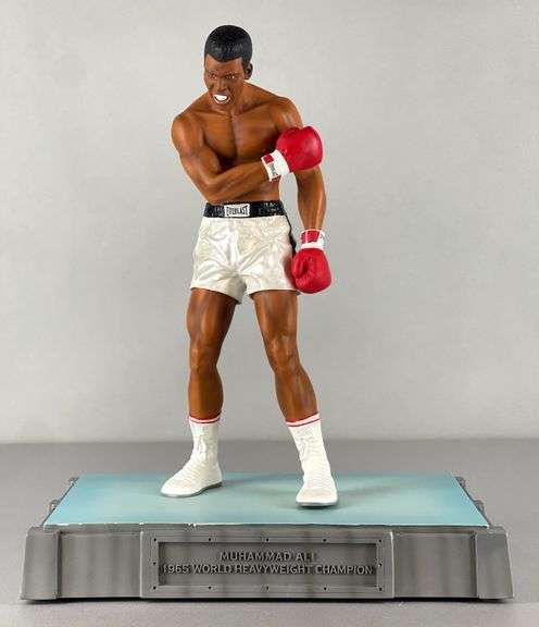 Muhammad Ali Upper Deck Figurine Statue 1877/2000 - Matthew Bullock ...