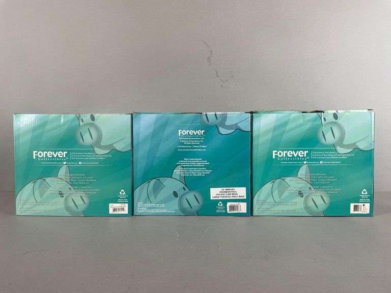 Group of Forever Collectibles Pig Leaders Chicago Cubs Piggy Banks ...