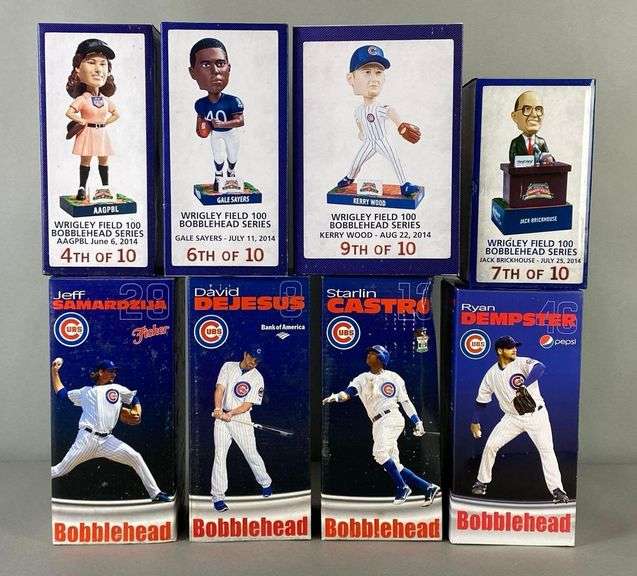 Group of 8 Chicago Cubs Bobbleheads - Matthew Bullock Auctioneers