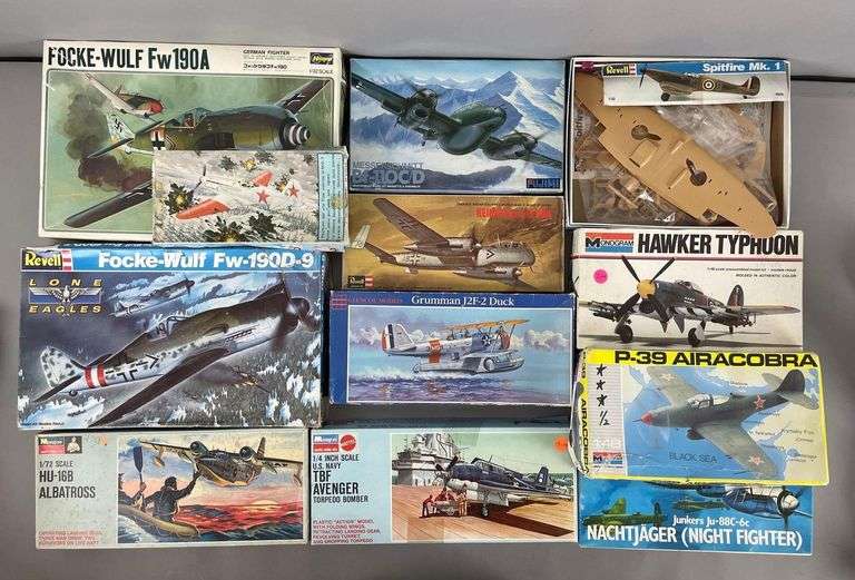 Group of WW2 Era Aircraft Model Kits - Matthew Bullock Auctioneers
