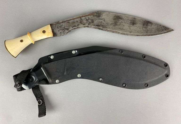 Vintage Kukri With Scabbard - Matthew Bullock Auctioneers