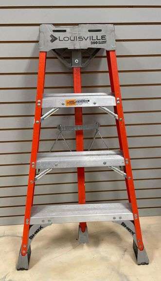 Louisville Shox 4 Foot Step Ladder - Matthew Bullock Auctioneers