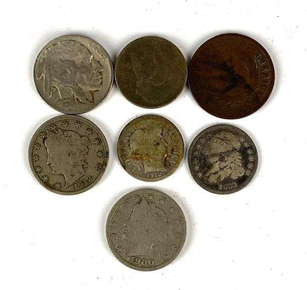Group of 7 Assorted US Coins - Matthew Bullock Auctioneers