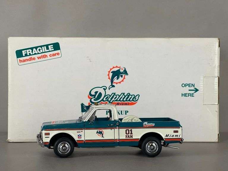 Danbury Mint Miami Dolphins 1972 Chevy Pickup Truck 1:24 Scale with Box ...