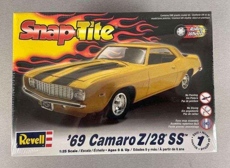Revell SnapTite 1969 Chevy Camaro Z/28 SS Model Kit - Matthew Bullock ...