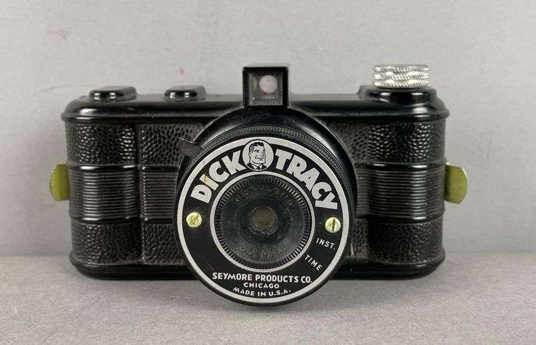 Vintage Seymour Products Dick Tracy Camera - Matthew Bullock Auctioneers