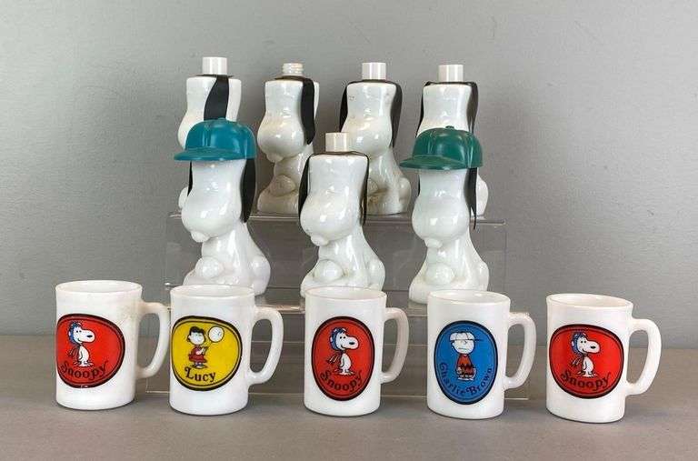 Group of Vintage AVON Peanuts Snoopy Glass Items - Matthew Bullock ...