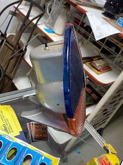 Vintage rotating Christmas light (Antique - McNatt Real Estate