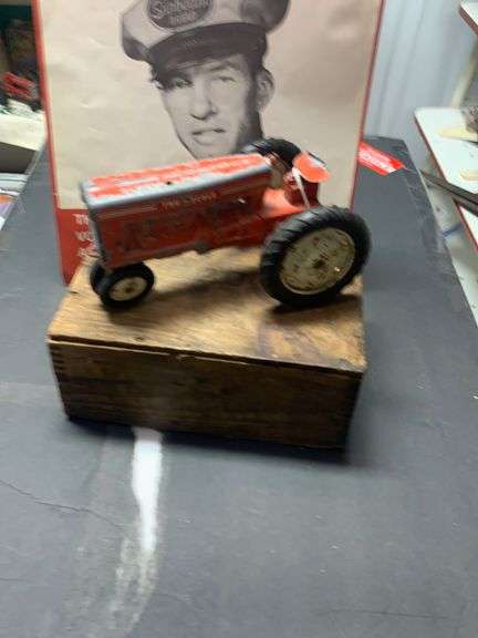 Tru-scale diecast tractor -missing steering wheel - McNatt Real Estate