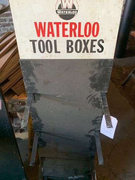 Waterloo Tool boxes store display - McNatt Real Estate