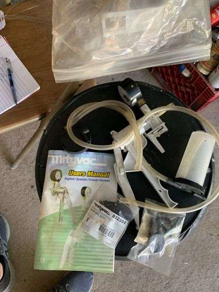 Mity Vac Vacuum pump set - McNatt Real Estate