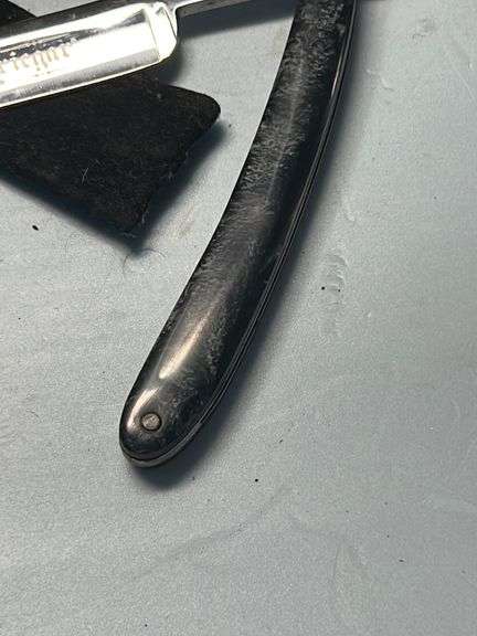Nice Kriegar Straight razor with felt case - McNatt Real Estate