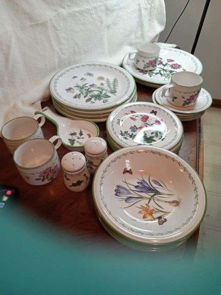 36 Beautiful pieces of Studio Nova dinnerware and cookware - McNatt ...