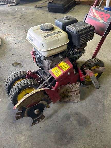Trailmate KEE GAS EDGER - McNatt Real Estate