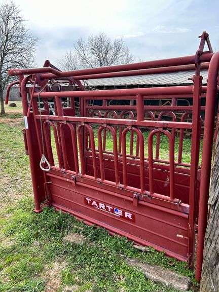 Tarter Squeeze Headgate-measurements in photos - McNatt Real Estate