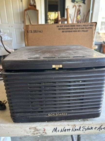 Early RCA Victor tabletop record player - McNatt Real Estate