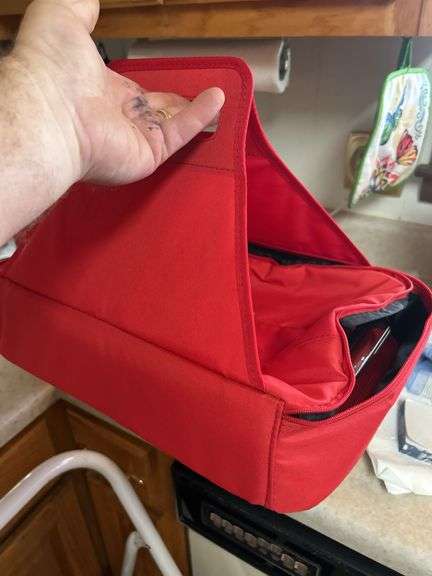 Pyrex bowl with carrier - McNatt Real Estate