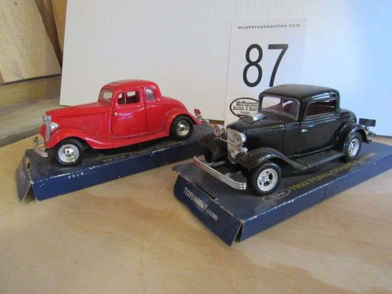 2 SCALE CARS - McPherson Auction & Realty