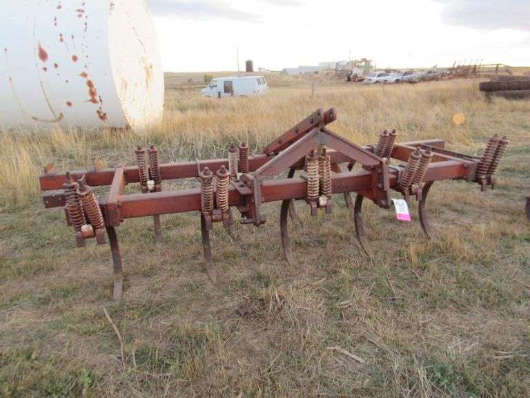 INT. 10' 3PT. CHISEL - McPherson Auction & Realty