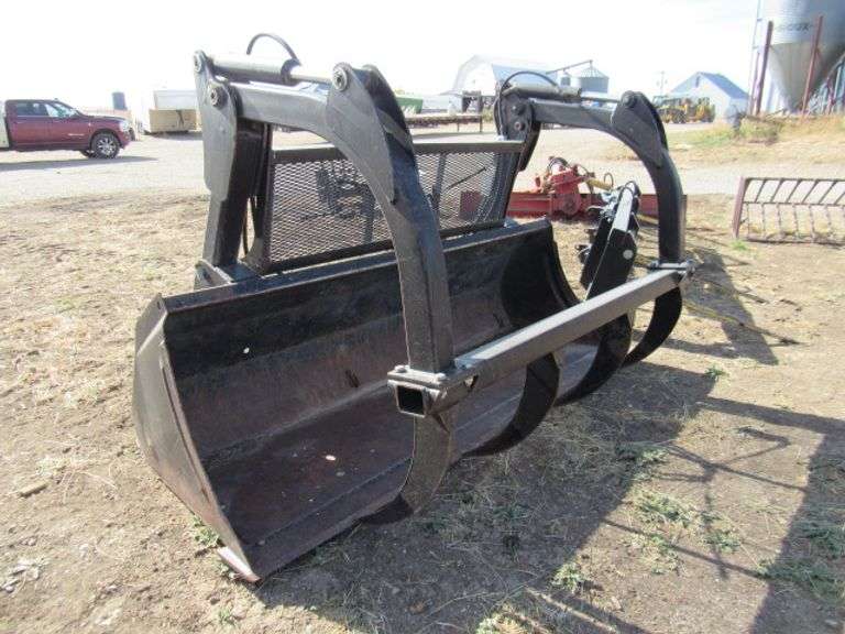 91" QUICK ATTACH BUCKET WITH 4 TINE GRAPPLE - VERY GOOD CONDITION ...