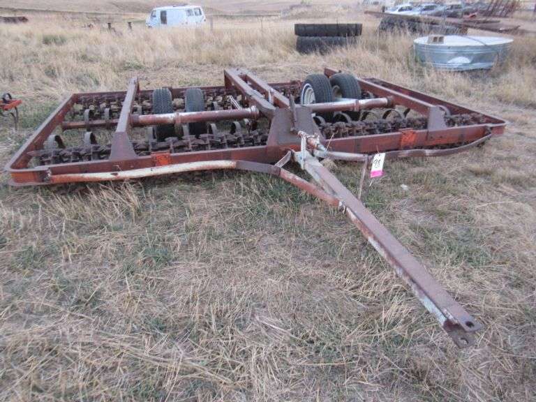 14' PULL TYPE CHISEL ROLLER PACKER - McPherson Auction & Realty