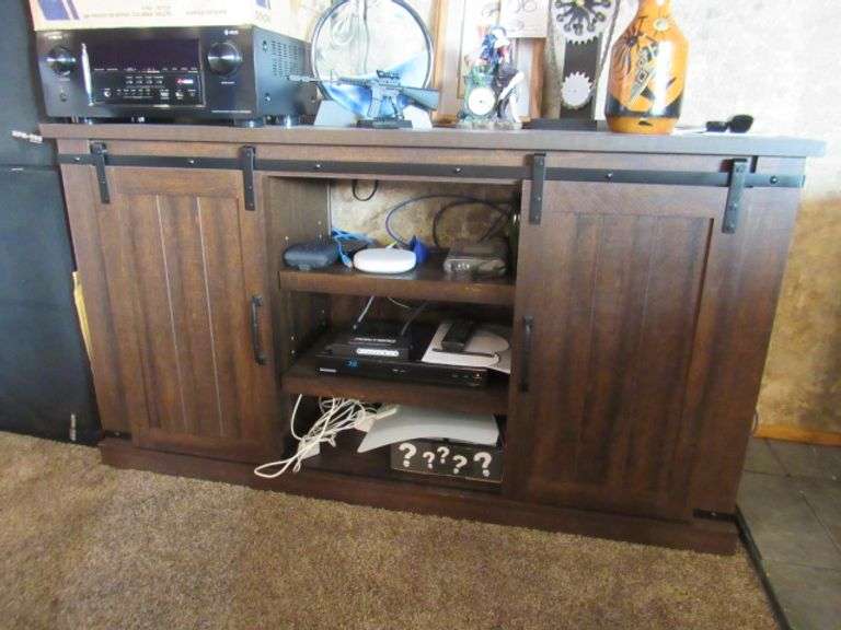 CONTENTS OF THE TOP OF THE TV STAND INCLUDING; VASE, TWO CLOCKS, TWO ...